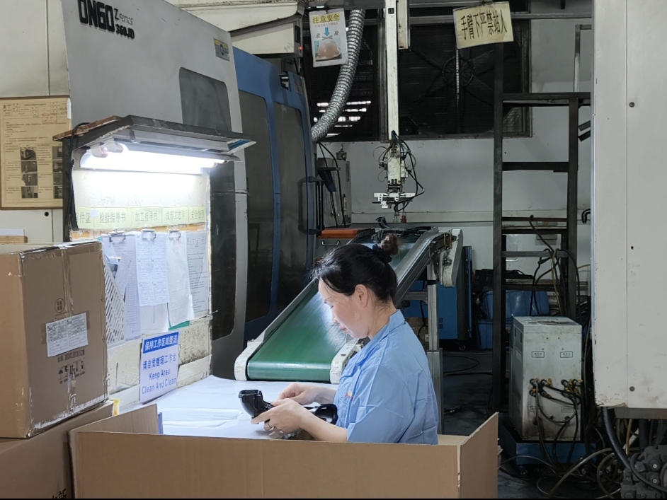 About Us-Shenzhen Runpeng Precision Hardware Co.,Ltd.